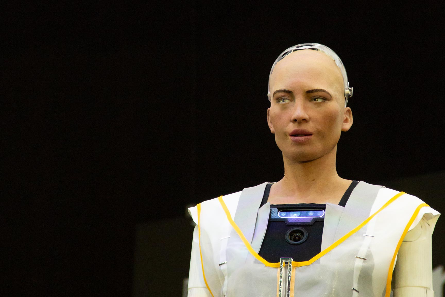 Sophia: la robot hiperrealista que impresionó a Medellín